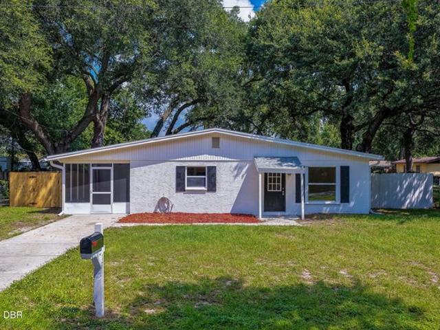 1220 Leon Ln, Daytona Beach, FL 32117