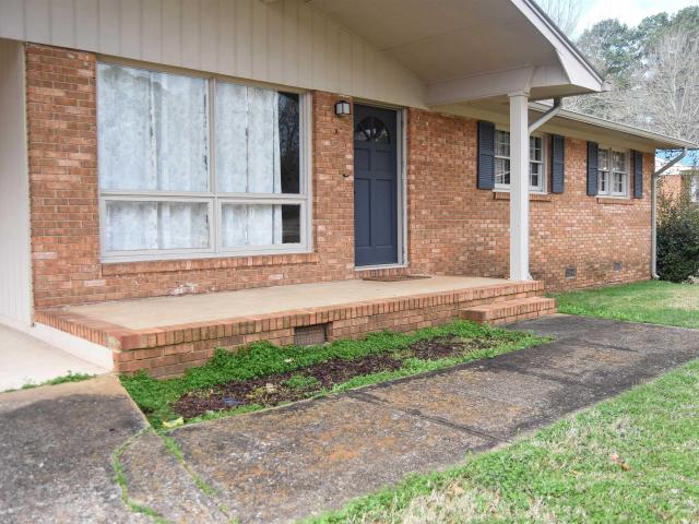 1220 Louise Drive
