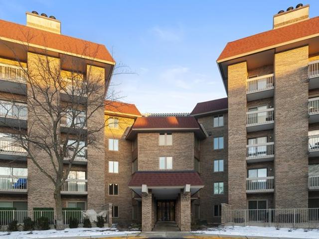 1220 Rudolph Rd Apt 1B, Northbrook, IL 60062