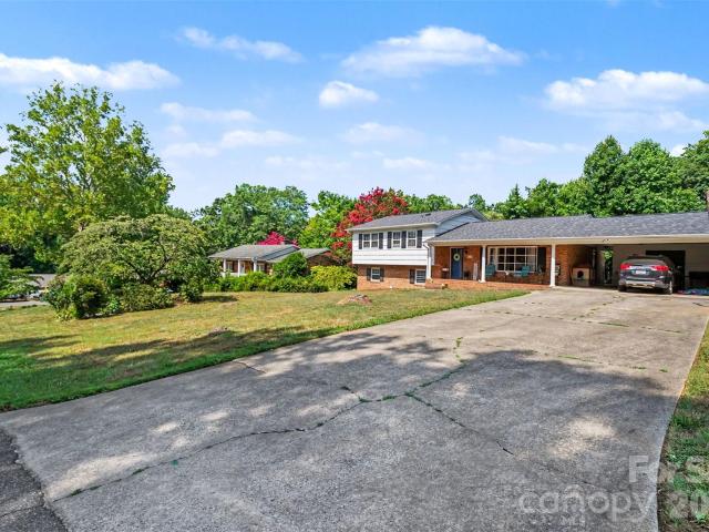 1220 Starlight Drive