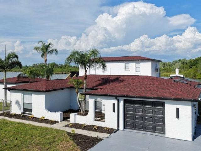 1220 Stover Ct, Holiday, FL 34691