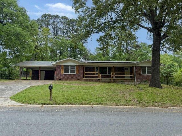 1220 Sunset Dr, Benton, AR 72015