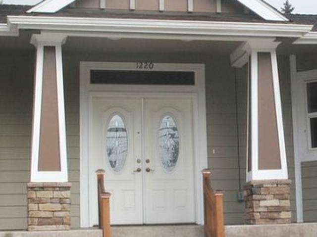 1220 S 128th St, Burien, WA 98168