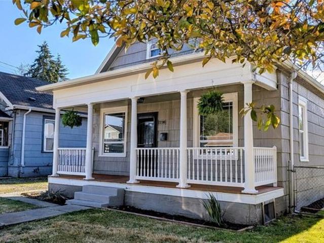 1220 S Adams St, Tacoma, WA 98405