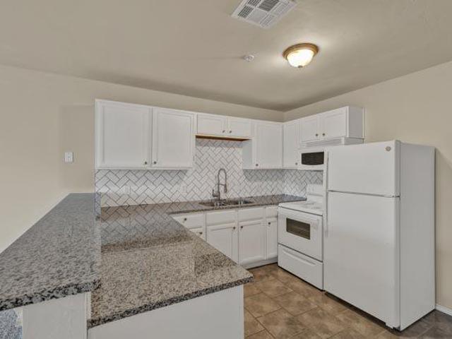 1220 SE 12th Avenue # 1205