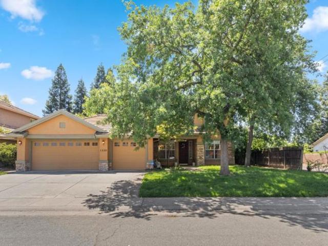 1220 Turnberry Ln, Roseville, CA 95747