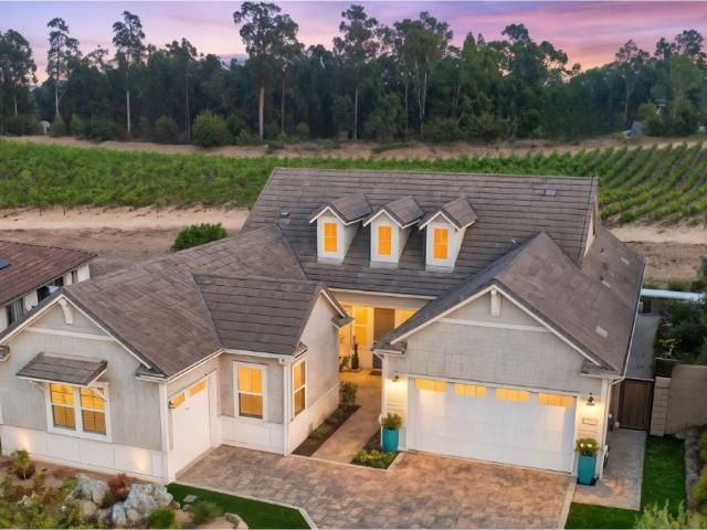 1220 Trail View Place