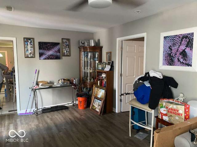 1220 Tree Top Lane