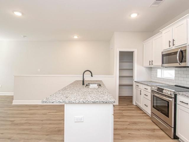 1220 W. 4th Street 2 Bedroom Apartment for Rent at 1220 W 4th St, North Little Rock, AR 72114