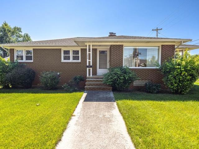 1220 W Washington Ave, Alpena, MI 49707