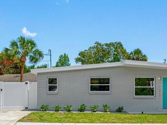 1220 19th St S, Saint Petersburg, FL 33712