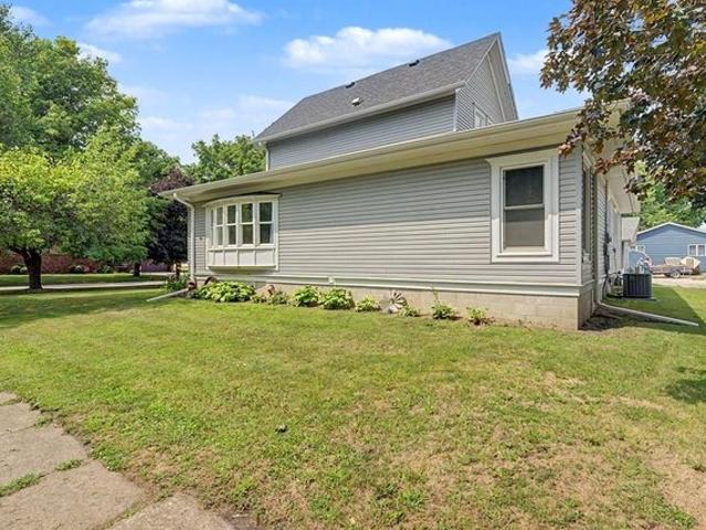 1220 12th Ave, Manson, IA 50563