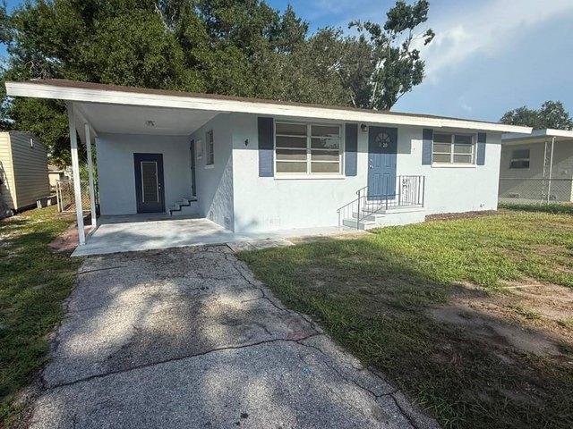 1220 12th Ave W, Palmetto, FL 34221