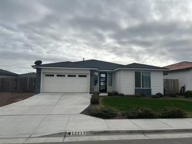 12213 Burnham St, Bakersfield, CA 93311