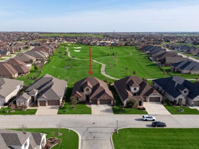 12213 Grosbeak Dr, Denton, TX 76207
