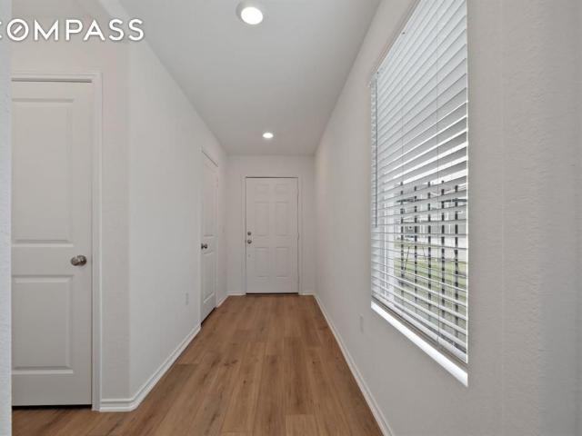 12213 Rising Moon Ln, Del Valle, TX