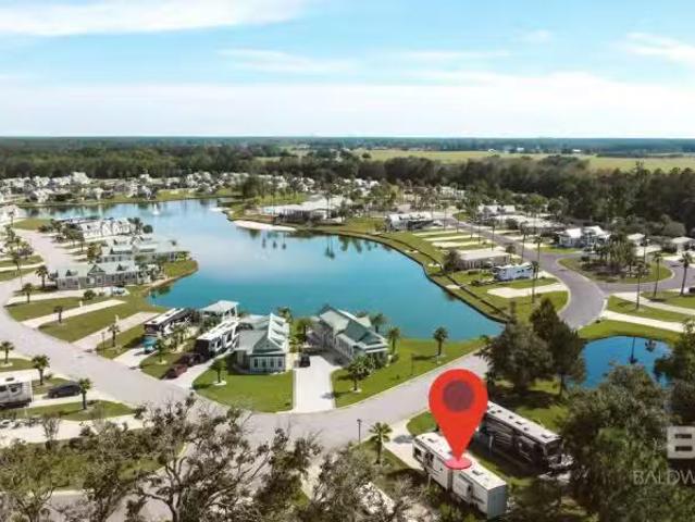 12211 GATEWAY DR, ELBERTA, AL 36530