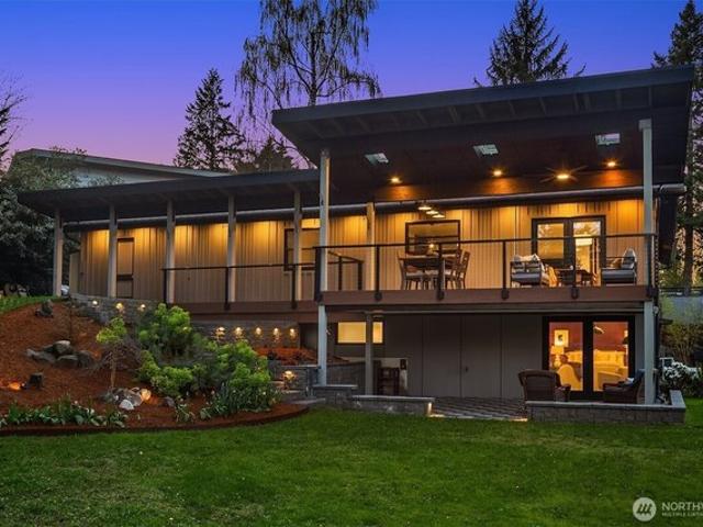 12211 SE 63rd Pl, Bellevue, WA 98006
