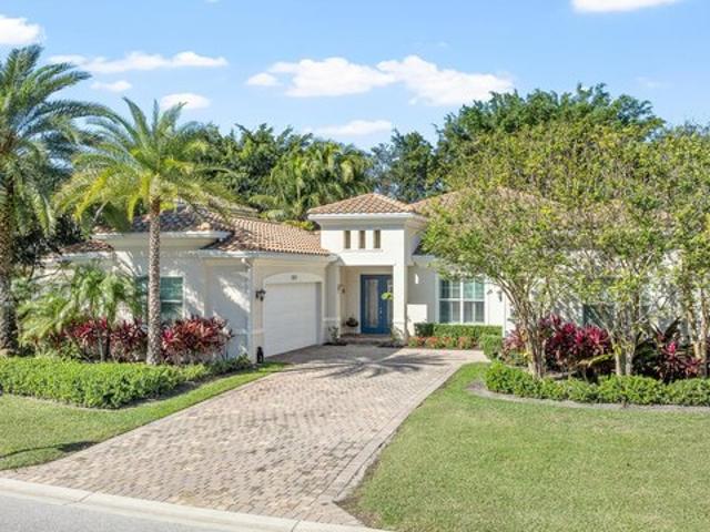 12211 Sunnydale Dr, Wellington, FL 33414