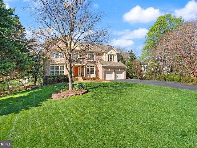 12212 Jonathons Glen Way