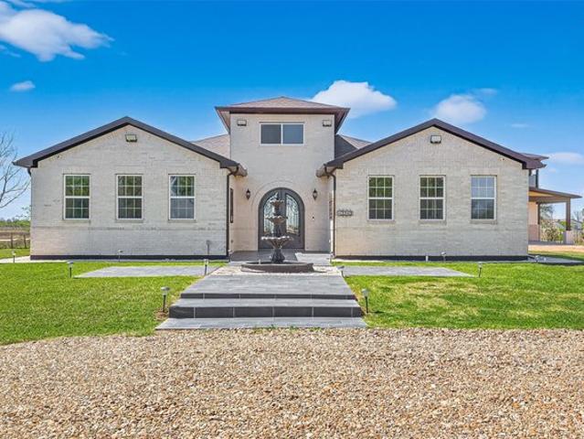12212 Padon Rd, Needville, TX 77461