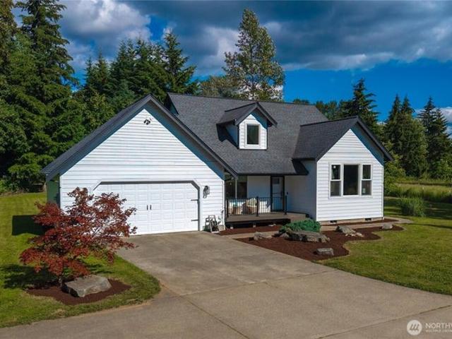 12217 Waller Rd E, Tacoma, WA 98446