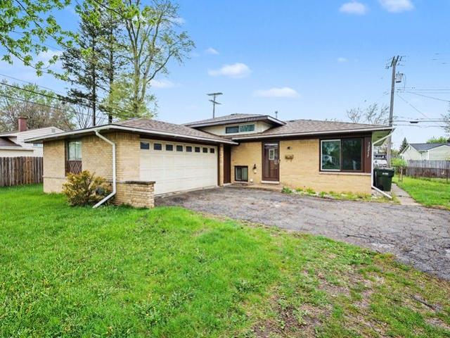 12217 Wheaton Dr, Sterling Heights, MI 48313