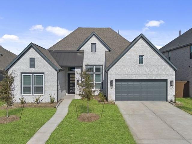 12214 Warbler Dr, Mont Belvieu, TX 77523