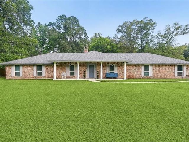 12214 Solitude Ln, Zachary, LA 70791