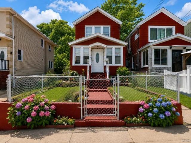 12215 th Ave, South Ozone Park, NY 11420