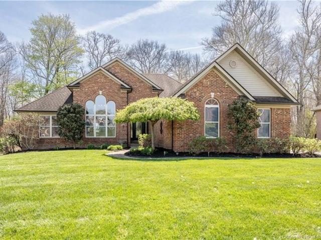 12216 Greenbriar Blvd, Sellersburg, IN 47172