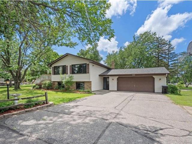 12216 Oakview Ave SE, Becker, MN 55308
