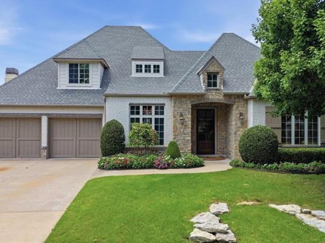 12218 S Ash Ave, Jenks, OK 74037
