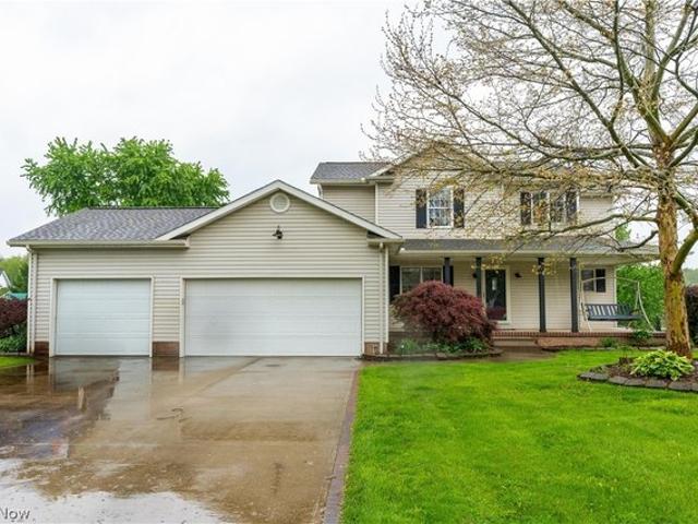 12219 Chestnut St NW, Canal Fulton, OH 44614