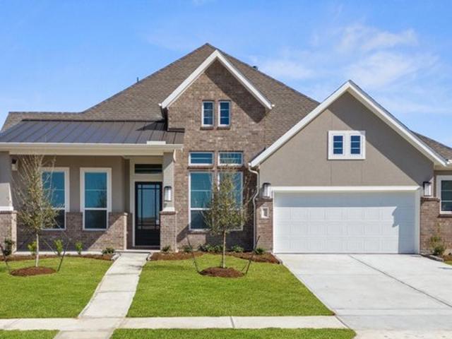 12219 Denham Dr, Mont Belvieu, TX 77423