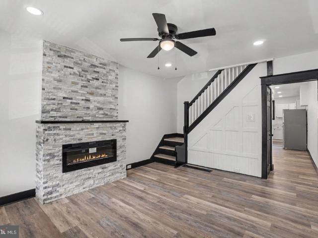 1221 Mulberry Street