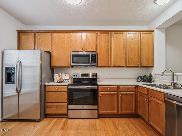1221 Maroon Drive
