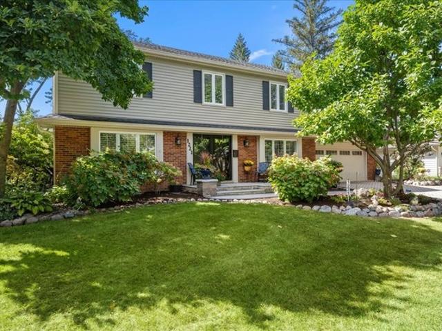 1221 N Loomis St, Naperville, IL 60563