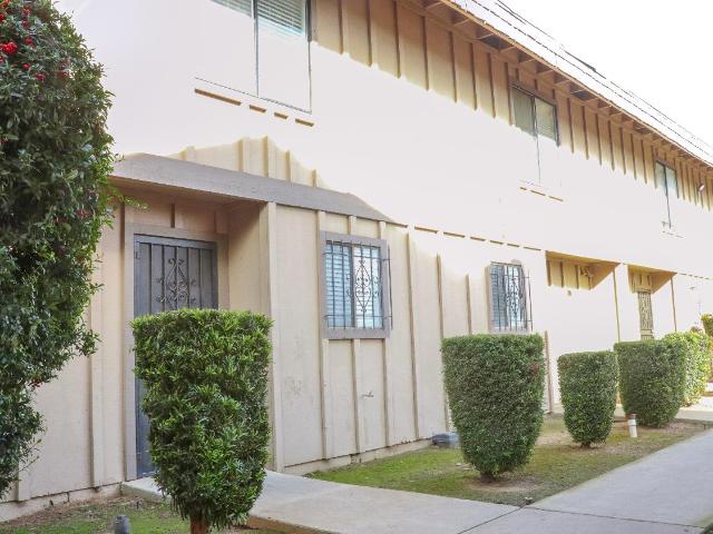 1221 N Peach Ave, Unit 142, Fresno, CA 93727 | MLS #643263