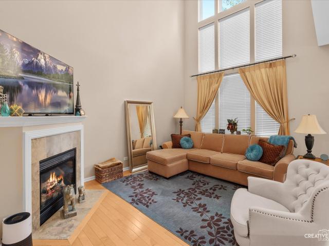 1221 Oakleaf Court