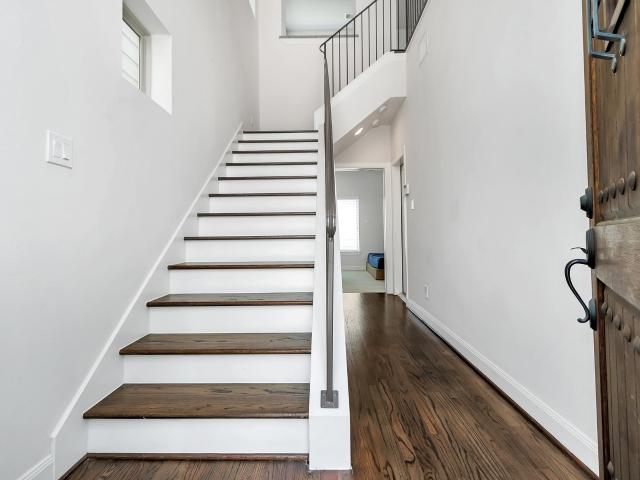 1221 Bonner Street