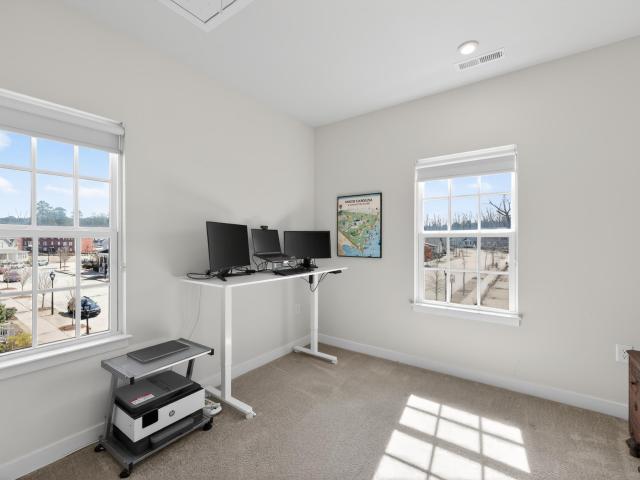 1221 Bradburn Dr, Durham, NC 27713 | MLS #10153
