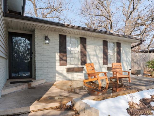 1221 Briarwood Drive