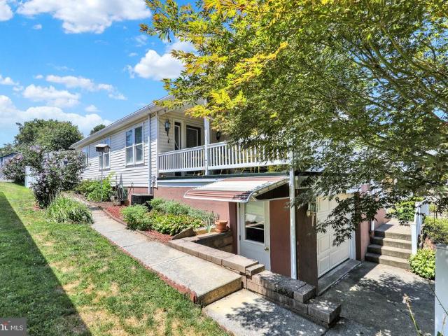 1221 Broadway Boulevard