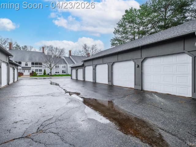 1221 Curzon Court # 203