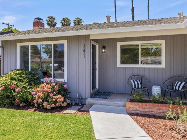 1221 Castlemont Avenue