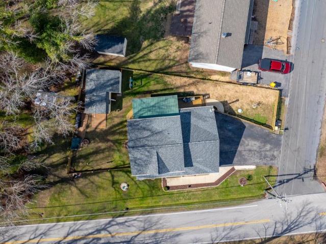 1221 Cedar Lane