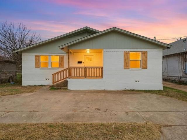 1221 Chestnut St, Waco, TX 76704