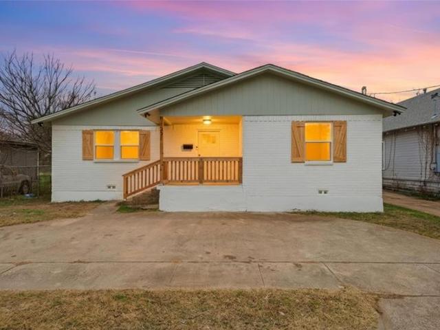 1221 Chestnut St, Waco, TX 76704