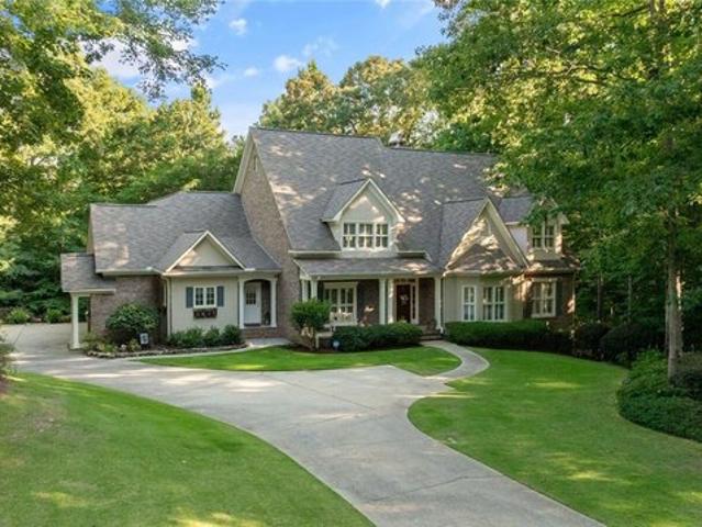 1221 Crown Pointe Blvd, Tuscaloosa, AL 35406
